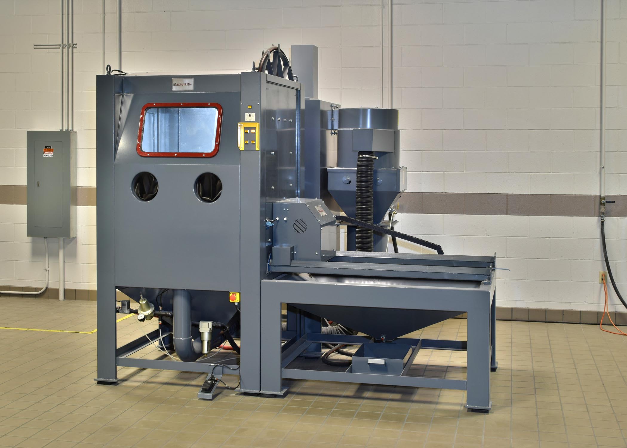 Pressure Blast Mold Cleaning Systems – Maxi-Blast